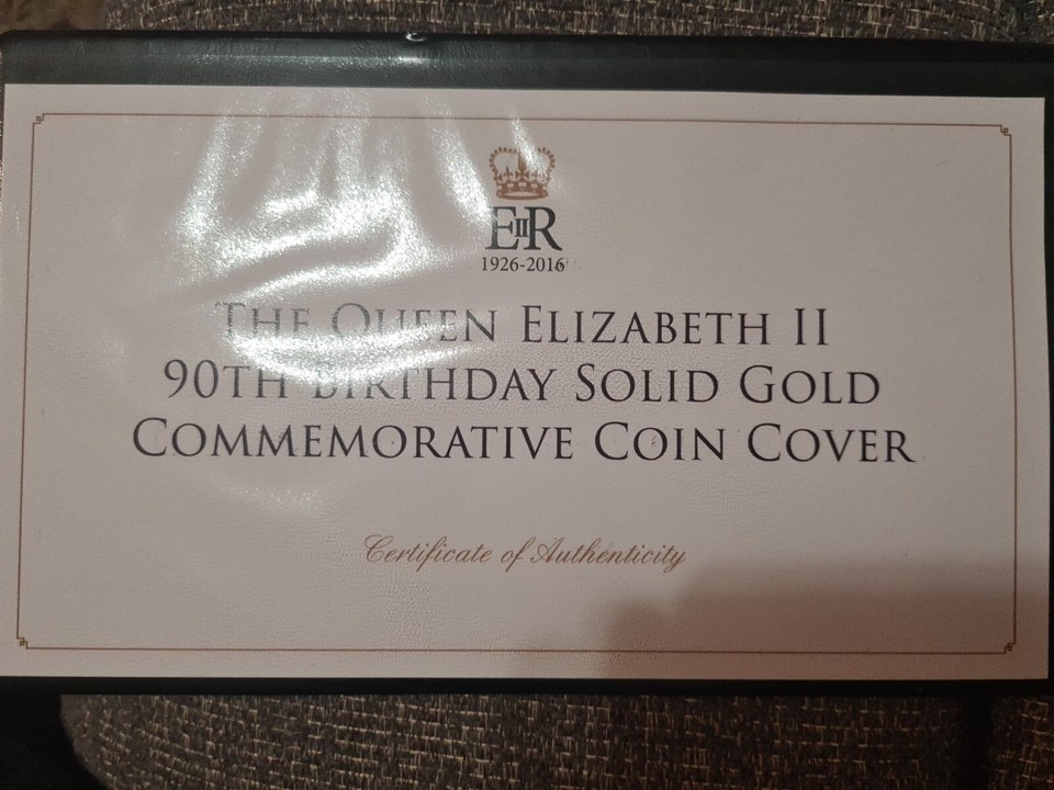 Queen Elizabeth II 90th Birthday Solid Gold Commemorative Coin Cover ...