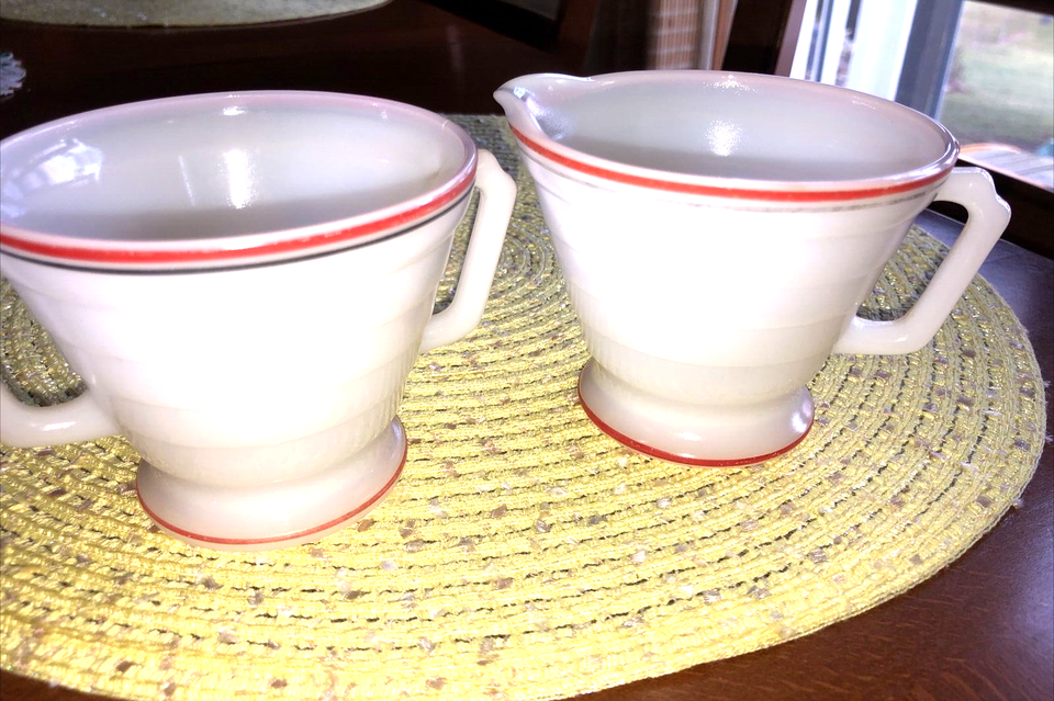 SUGAR & CREAMER - VTG DEPRESSION GLASS HAZEL ATLAS WHITE w RED/BLACK ...