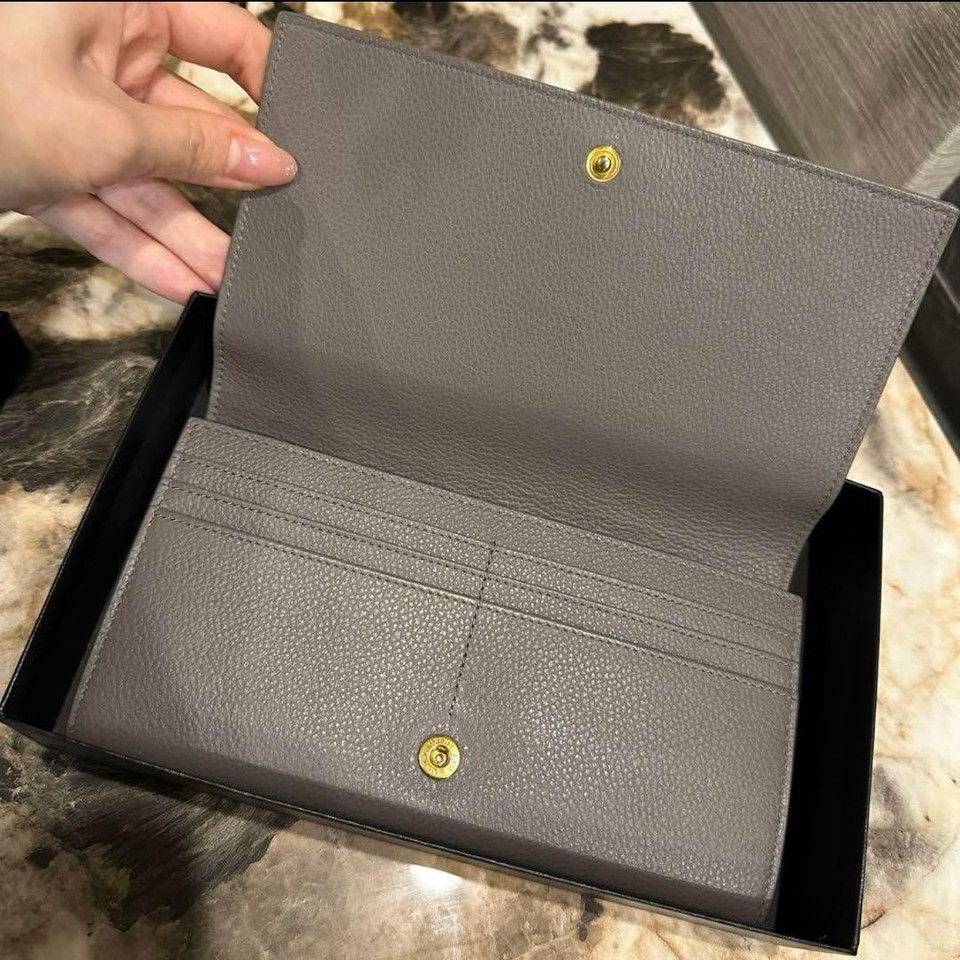 Yves Saint Laurent Ysl Woman Large Flap Wallet Light Gray Limited ...