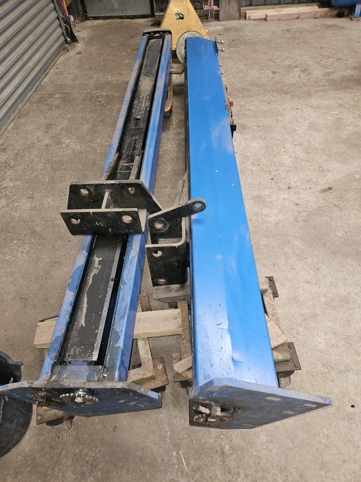 Tecalemit 2 Post 3 Tonne ramp Lift Spares or Repairs with 2x 3kw Motors ...