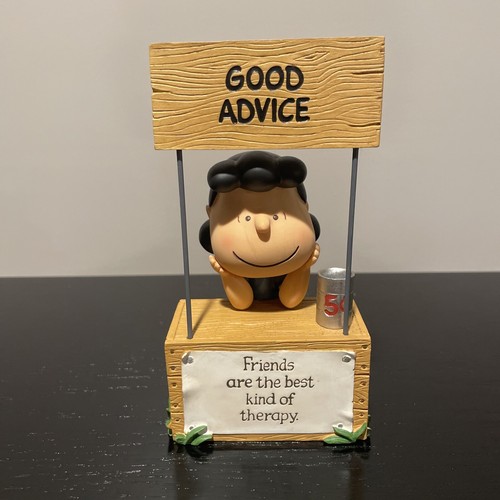 Hallmark Collectible Peanuts gallery 2010 Lucy Good Advice stand Booth ...