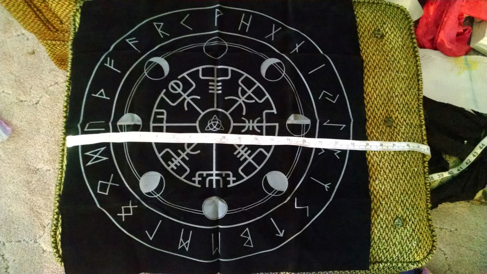 TAROT SPREAD TABLE CLOTH tablecloth psychic astrology VERY NICE!! BLACK ...