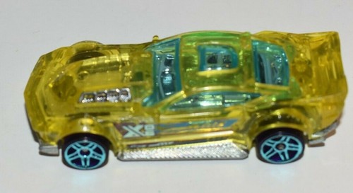 Hot Wheels 2016 Yellow Car DTY12 Made in Malaysia | eBay