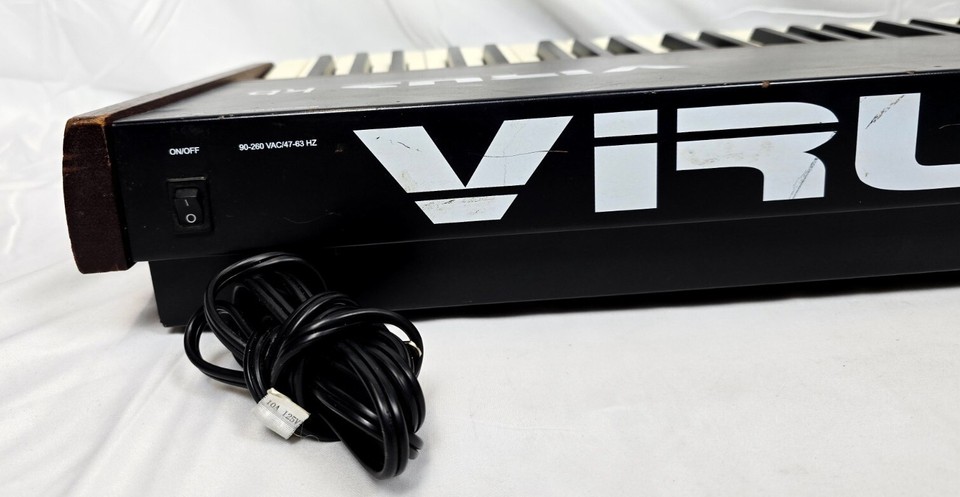 Access Virus KB 61-Key Digital Synthesizer Keyboard 2000s - Black/Red ...