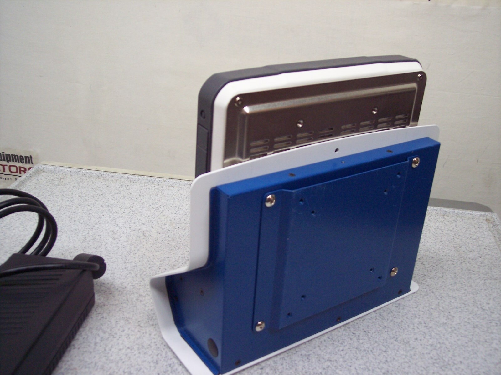 Capsule Neuron Bedside Vital Signs Data Device with DC-NU-DS Docking ...