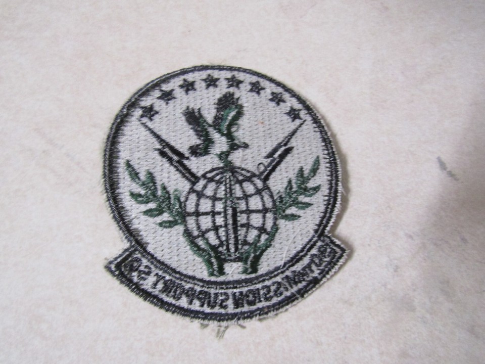 MILITARY PATCH VINTAGE OLDER US AIR FORCE 90TH MISSION SUPPORT SQUADRON ...