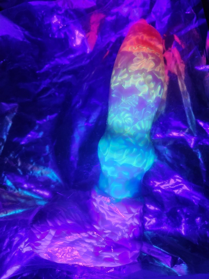 NEW Bad Dragon DIEGO Fantasy MEDIUM Silicone Dildo PINK AURORA UV GLOW Toy RARE | eBay