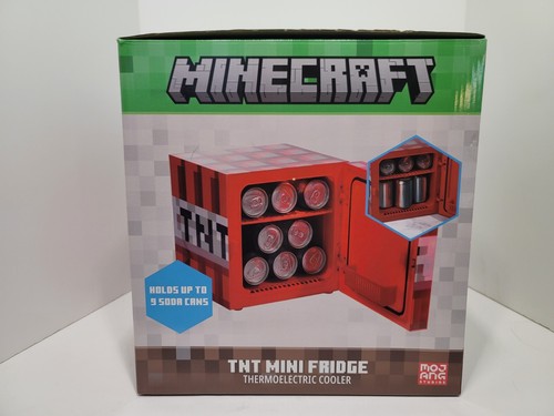 Minecraft Red TNT Mini Fridge 6.7L Ambient LED Lightning 10.4 x 10 x 10 ...