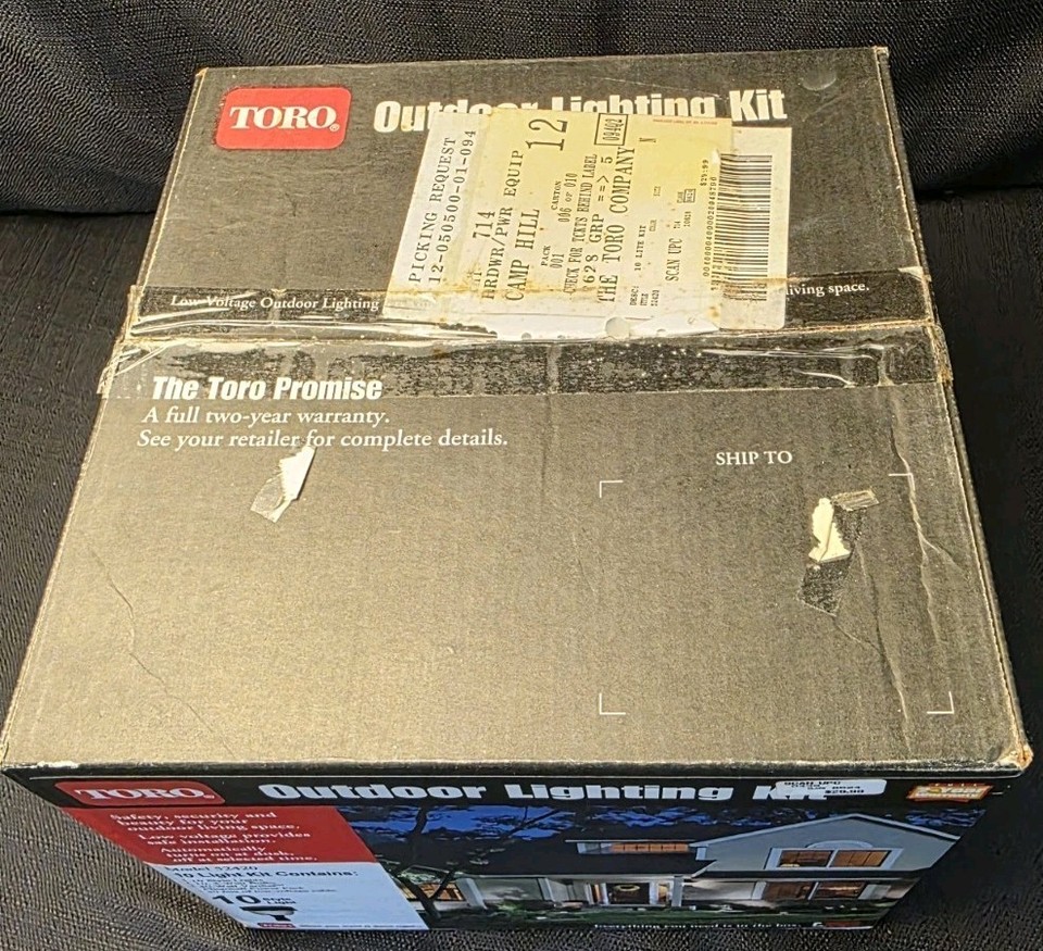 TORO Low Voltage Automatic Outdoor Lighting - 10 Style Lights Kit ...