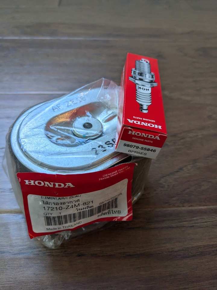 OEM Honda Air Filter Element AFZE18 GX160 GX200 Spark Plug 98079-55846 ...