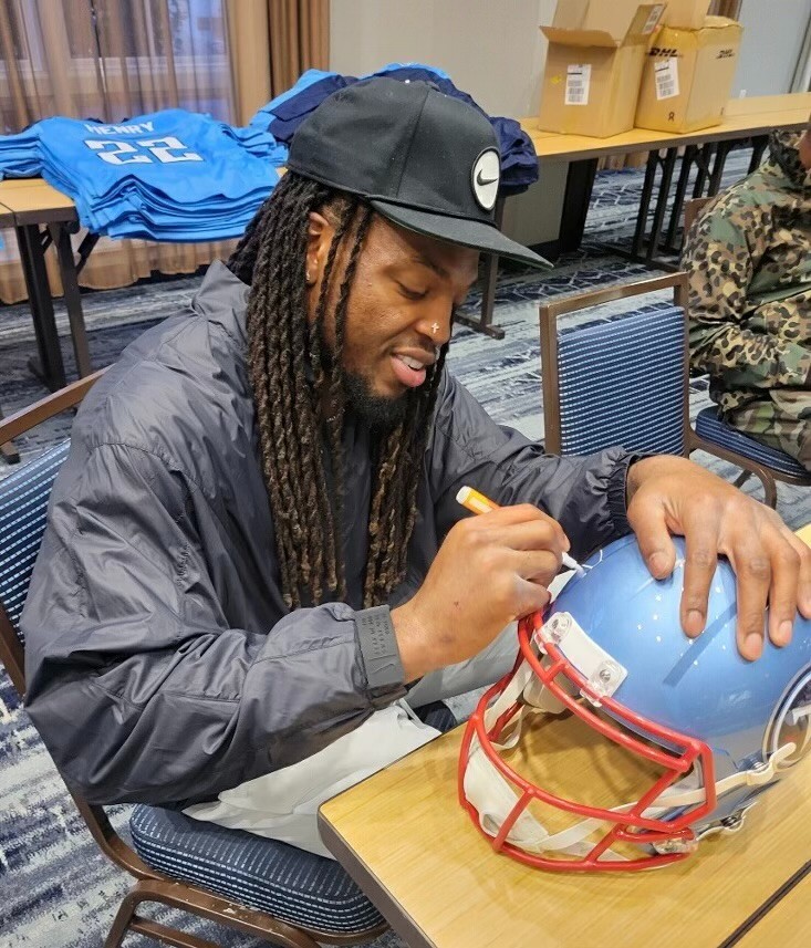 Derrick Henry signed Tennessee Titans Flash Speed FS Rep Helmet #22 ...