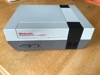 Original Nintendo NES Console, 6 Games, 2 Controllers, Zapper Gun ...