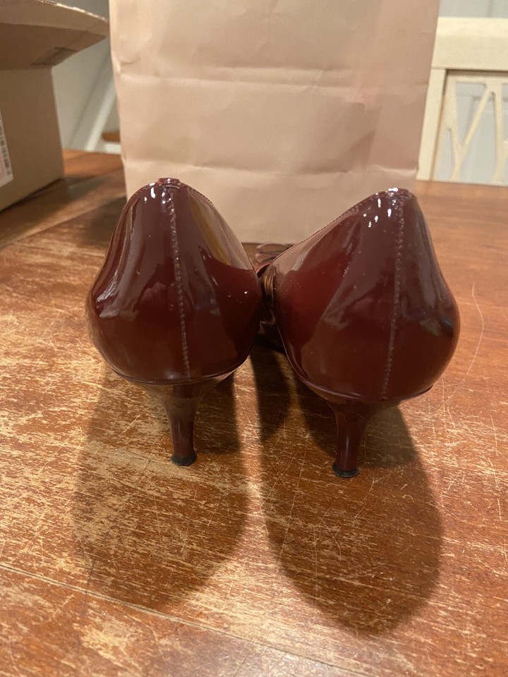 Via Spiga Cranberry Maroon Peep Toe Patent Leather Pumps Heels Shoes 9M ...