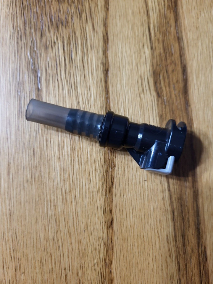 NEW USMC Source Hydration Female Quick Disconnect Valve Tube-Filter ...