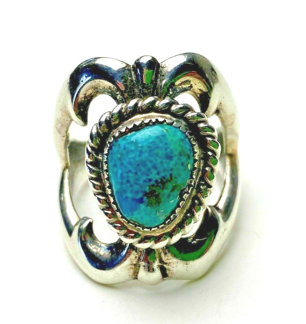 Vintage Turquoise Gothic Style Sterling Silver Ring - Gem