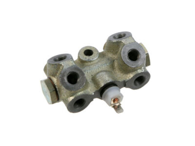 MTC 68HH55B Brake Line Junction Fits 1975-1989 Volvo 244 Brake Line ...