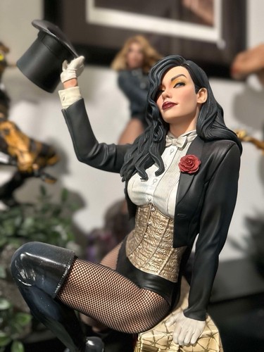 Sideshow Collectibles Zatanna Premium Format Statue 1/4 Scale | eBay