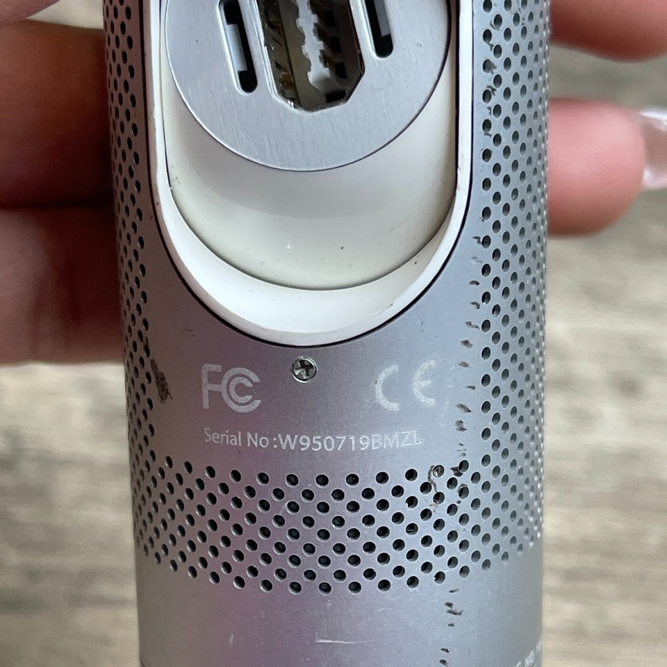 Apple iSight A1023 Silver F2.8 50MM 3-Element Lens FireWire Autofocus ...