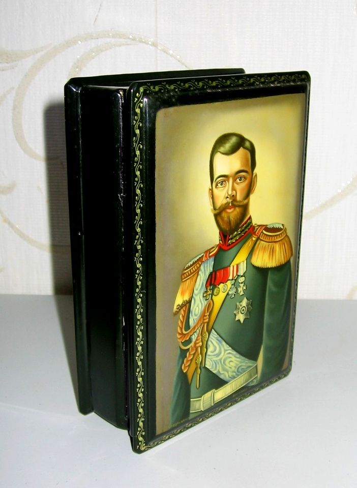 RUSSIAN LACQUER BOX - Tsar Nicholas II - Fedoskino, Russia - 2000 ...