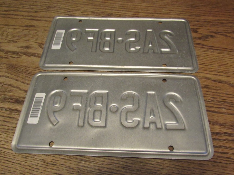 Pair Connecticut Constitution State License Plates, 2AS BF9 | eBay