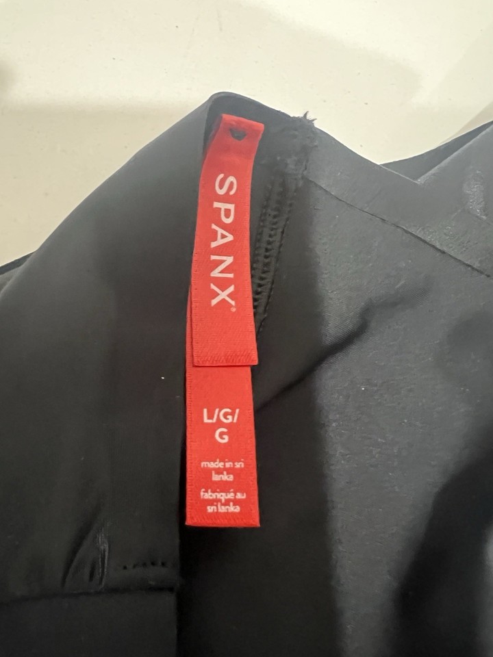SPANX Shaping Satin Thong Panty 40063R "Very Black" $34 Size LARGE NWT | eBay