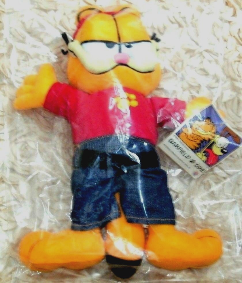 NWT RARE VINTAGE PLUSH GARFIELD WITH BACKWARDS RED CAP SHIRT BLUE JEANS ...
