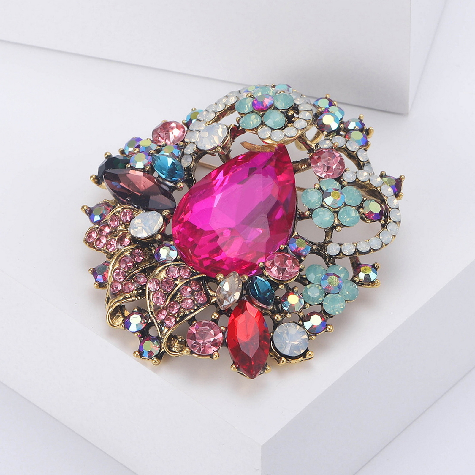 Attractive Brooch for Outfits Elegant Pin Luxurious Bohemian Style ...