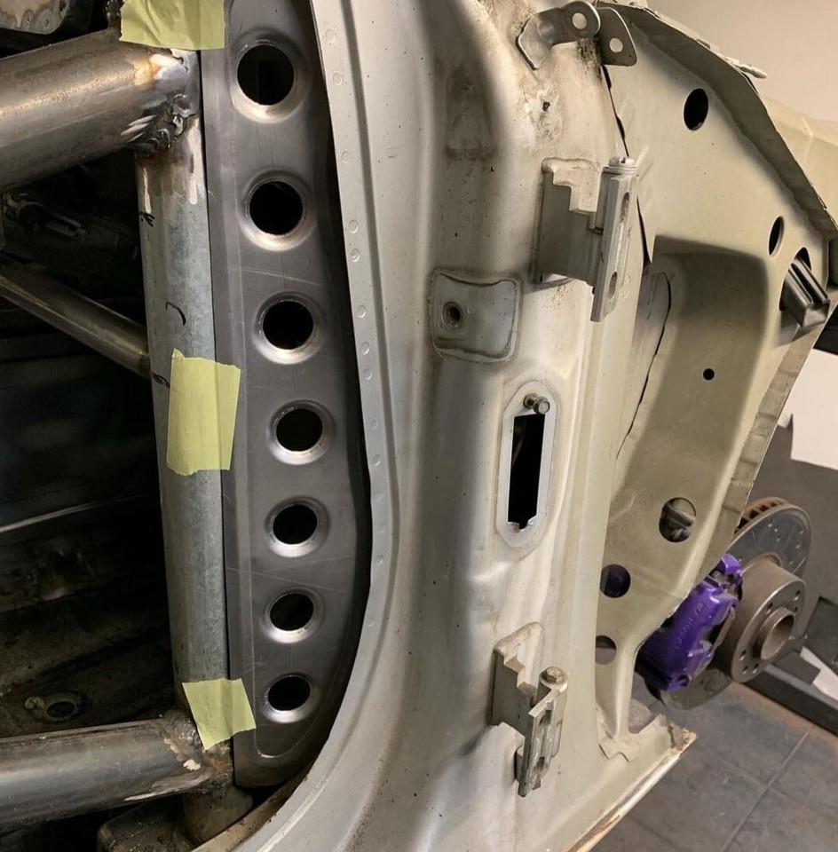 BMW E46 COUPE ROLLING SHELL/CHASSIS. ROLL CAGE, DRIFT, RACE, TRACK V8 ...