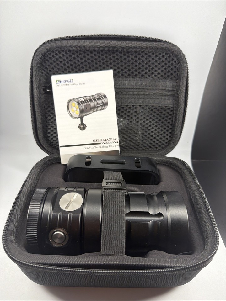 Dive Light for Underwater Photography, 5500Lumens Super Bright Diving ...