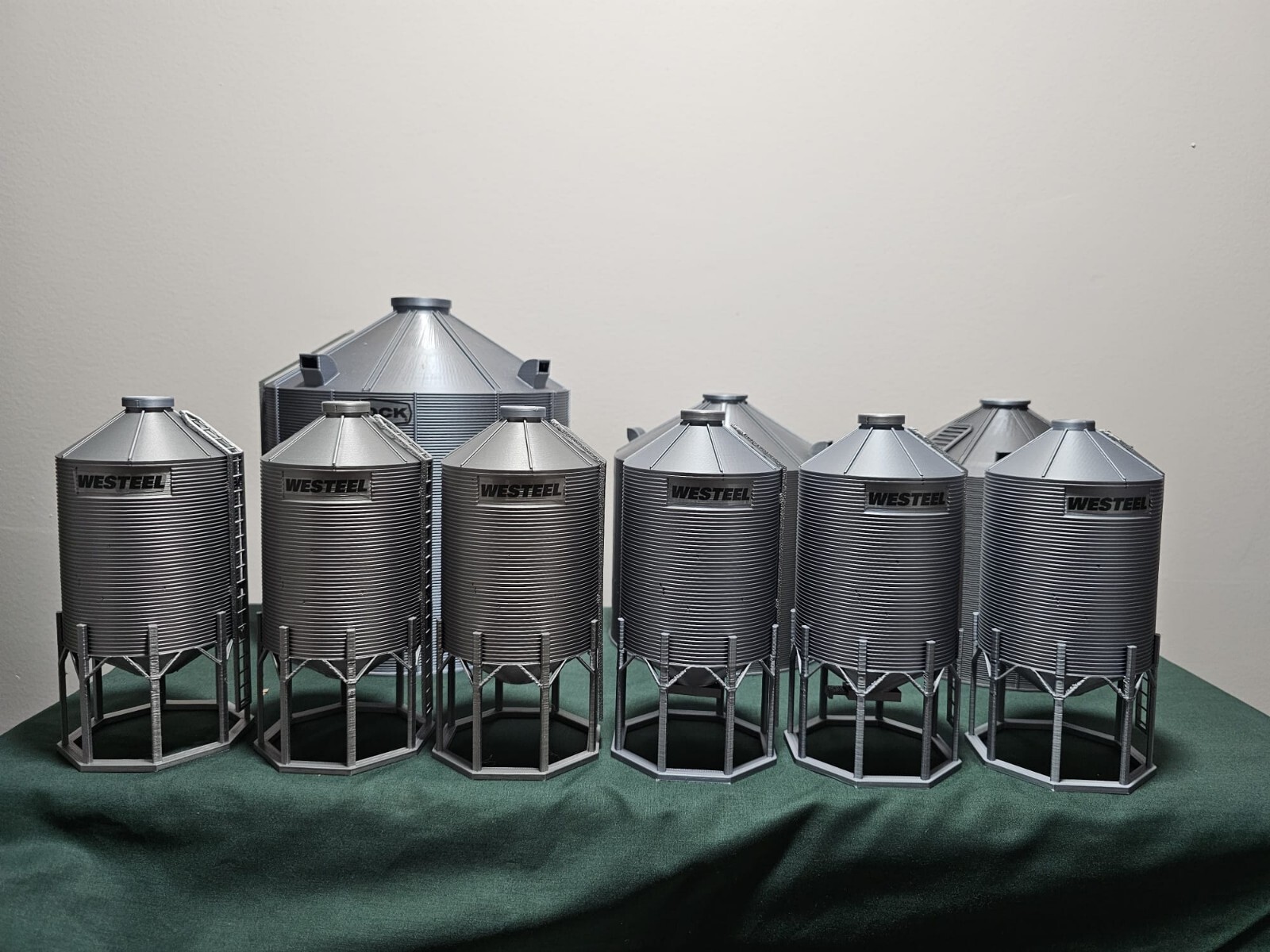 1/64 scale grain bin. (x1) | eBay