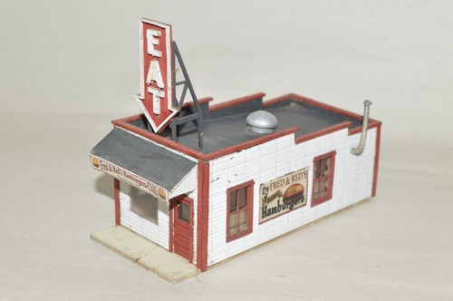 HO scale building structure WOOD Fred & Red's Hamburgers restaurant ...