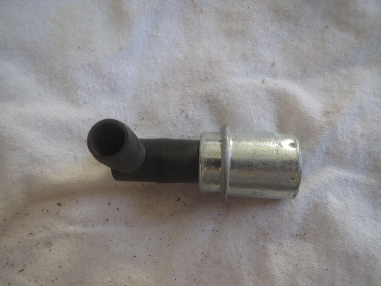 NOS 1976 - 1987 CHEVROLET PONTIAC 1.4L 1.6L ENGINE PCV VALVE ASBY PCV ...