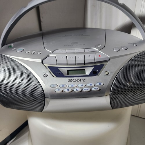 Sony CFD-S250 Stereo CD Player Cassette Recorder FM/AM Boombox (TESTED ...