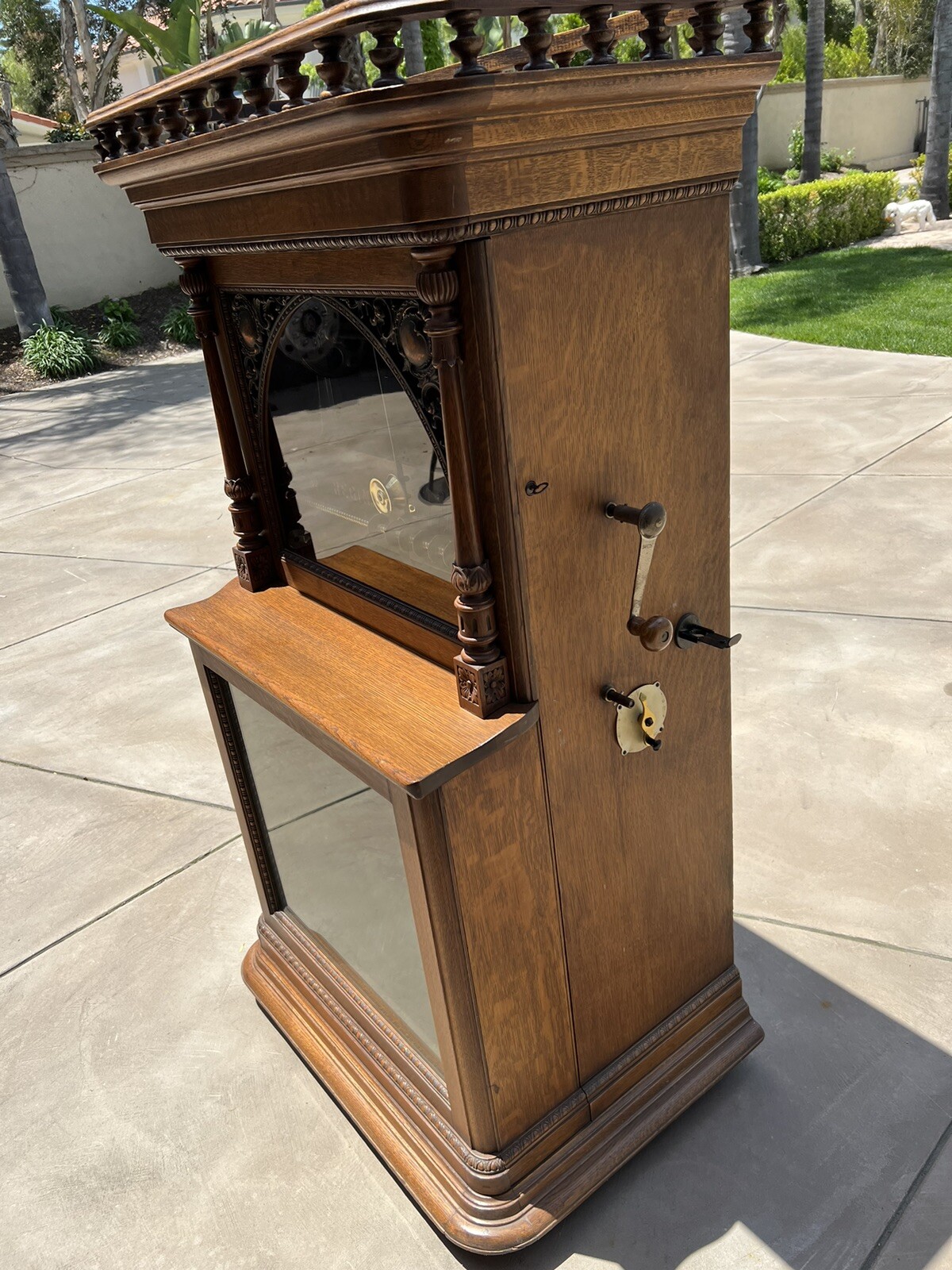 Regina, 20 3/4” Disc Changing Music Box, 12, Discs Included | eBay