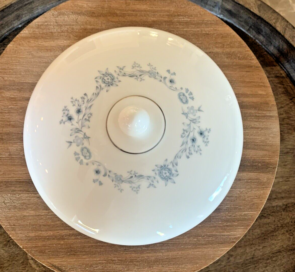 Vintage Royal Doulton England Angelique Round Covered Vegetable Bowl ...