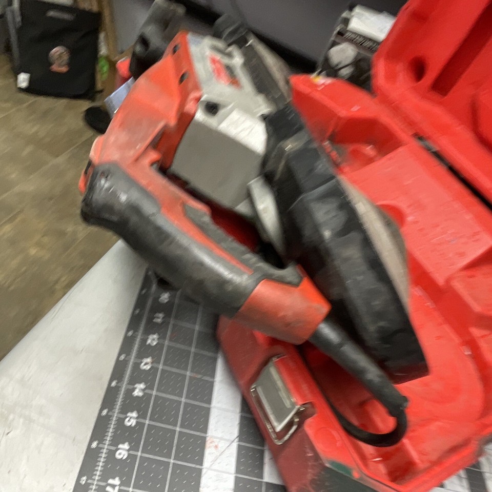 Milwaukee 6232-20 11-Amp Deep Cut Variable Speed Portable Band Saw ...