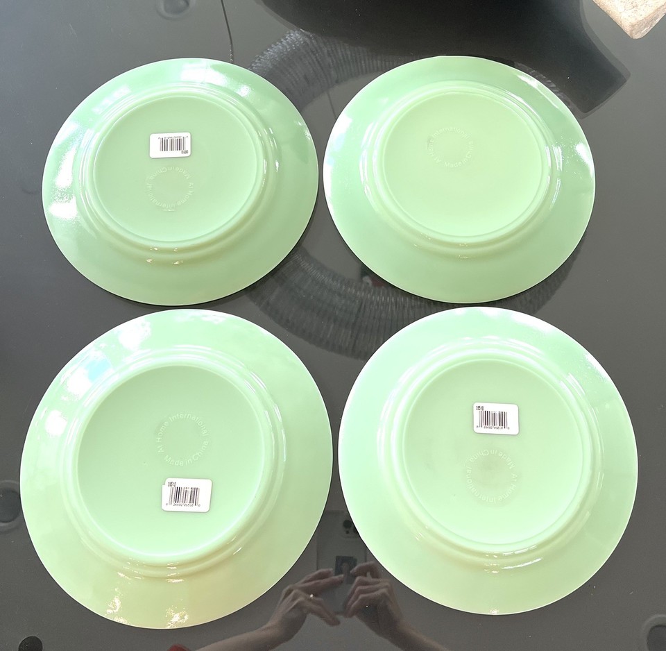 Vintage Jadeite Glass 10.25” Dinner Plate Set Of 4 At Home ...