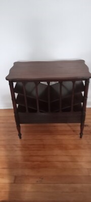 1900-1950 - Table Magazine Rack