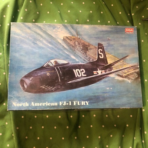 Vintage Siga Models FJ-1 Fury North American model kit 1/72 scale new ...