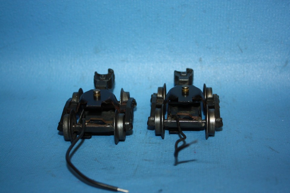 Lionel - STAPLE END TRUCKS WITH SLIDE SHOES 1 PAIR | eBay