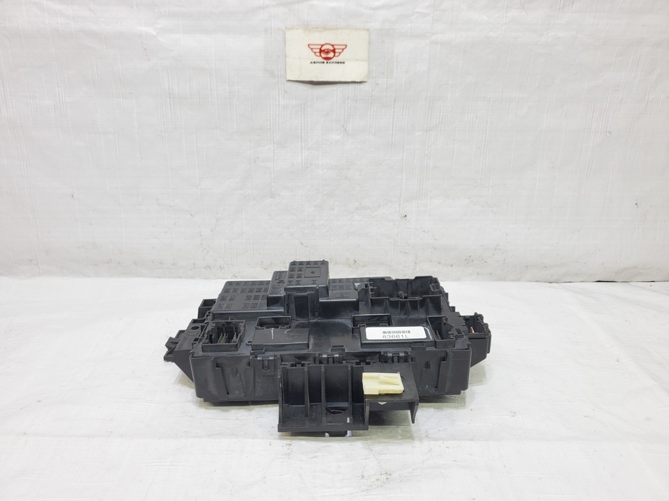 11-14 Ford Explorer Body Control Module BCM Cabin Fuse Junction Box ...