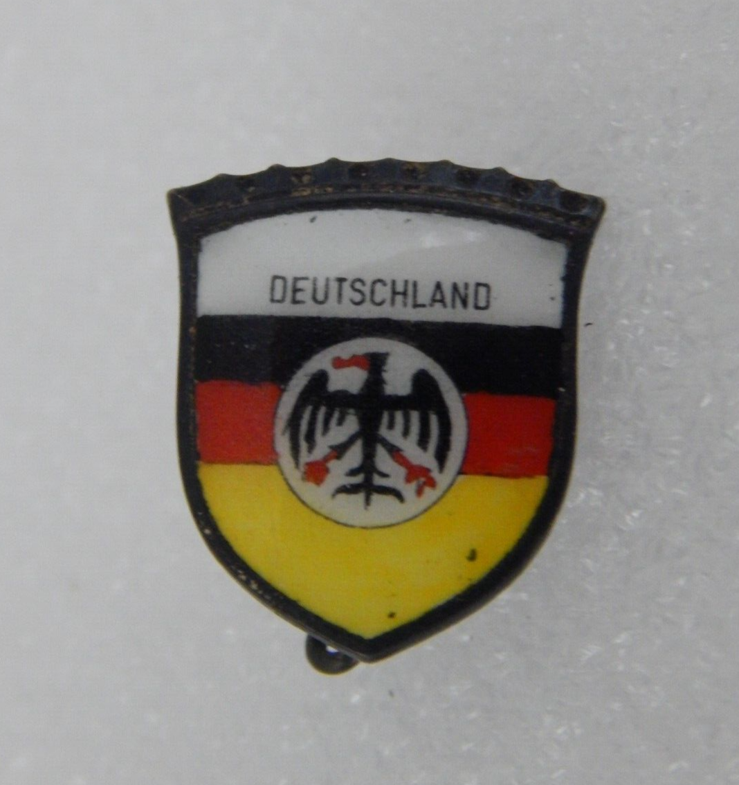 Vintage ~ Deutschland Germany Souvenir Enamel Lapel Pin w/ Crest & Flag ...