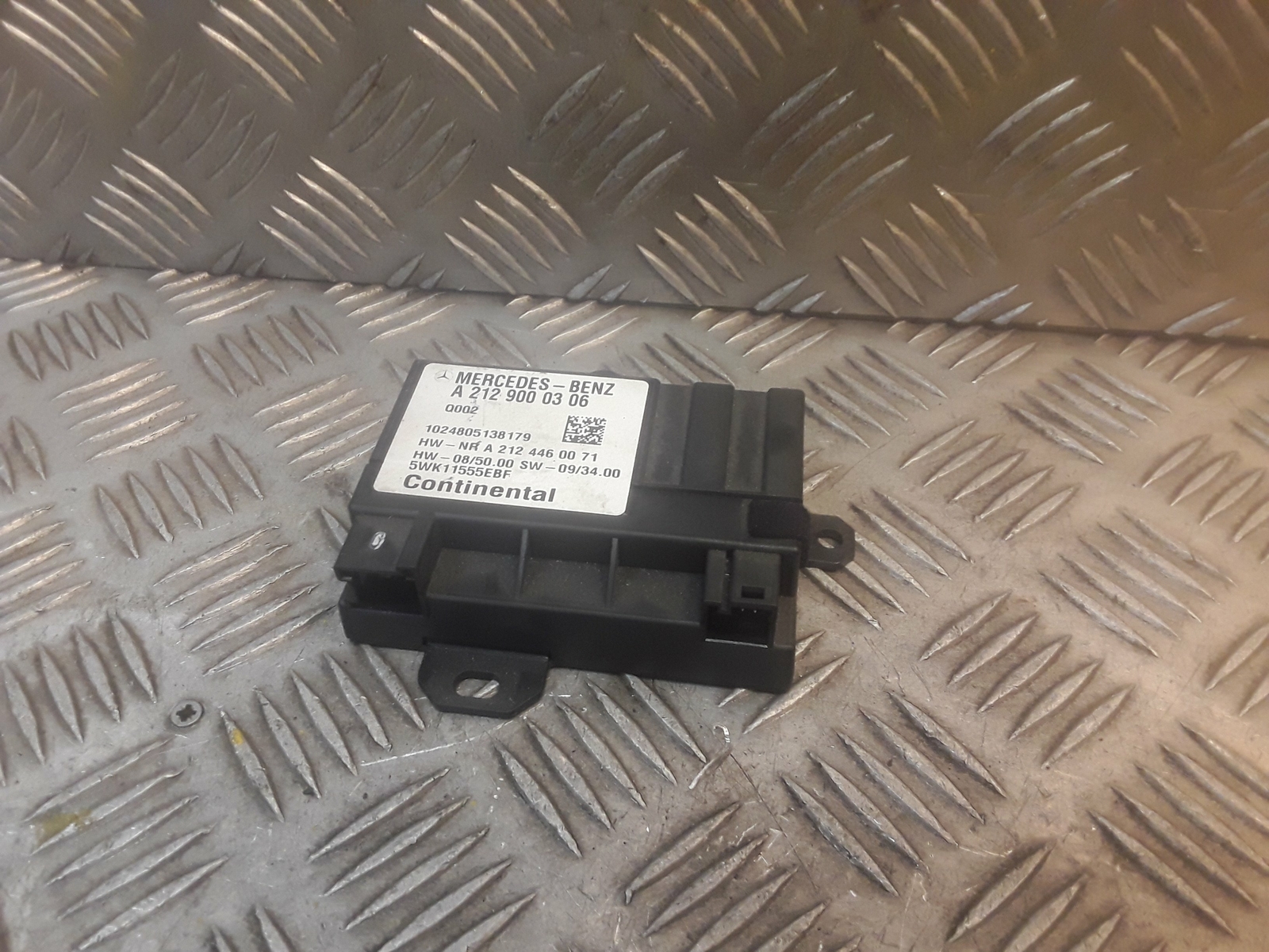 MERCEDES W204 Fuel Pump Control C CLAS W204 W212 220 CDI 2.1 Diesel ...