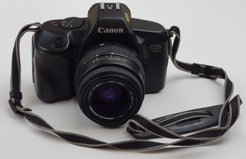 Canon EOS 850 35mm Film Camera w/ Promaster Spectrum 7 35-80mm f/4-5.6 ...