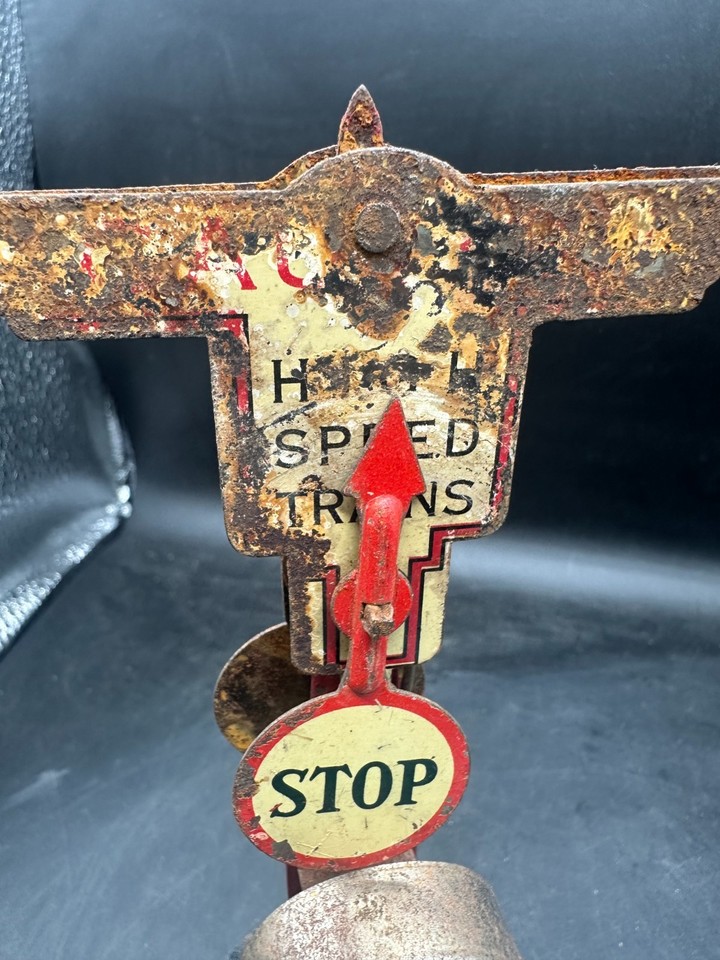 Marx High Speed Trains Banjo Stop Sign #417 Black Base O-Scale WORKS ...