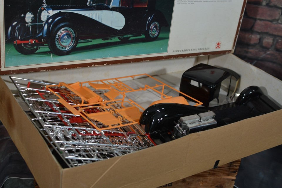 Fuman Bandai Bugatti Royale Coupe De Ville Type 41 1 16 scale Model Kit ...