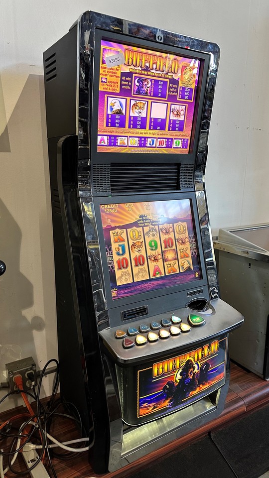 Aristocrat Buffalo Slot Machine | eBay