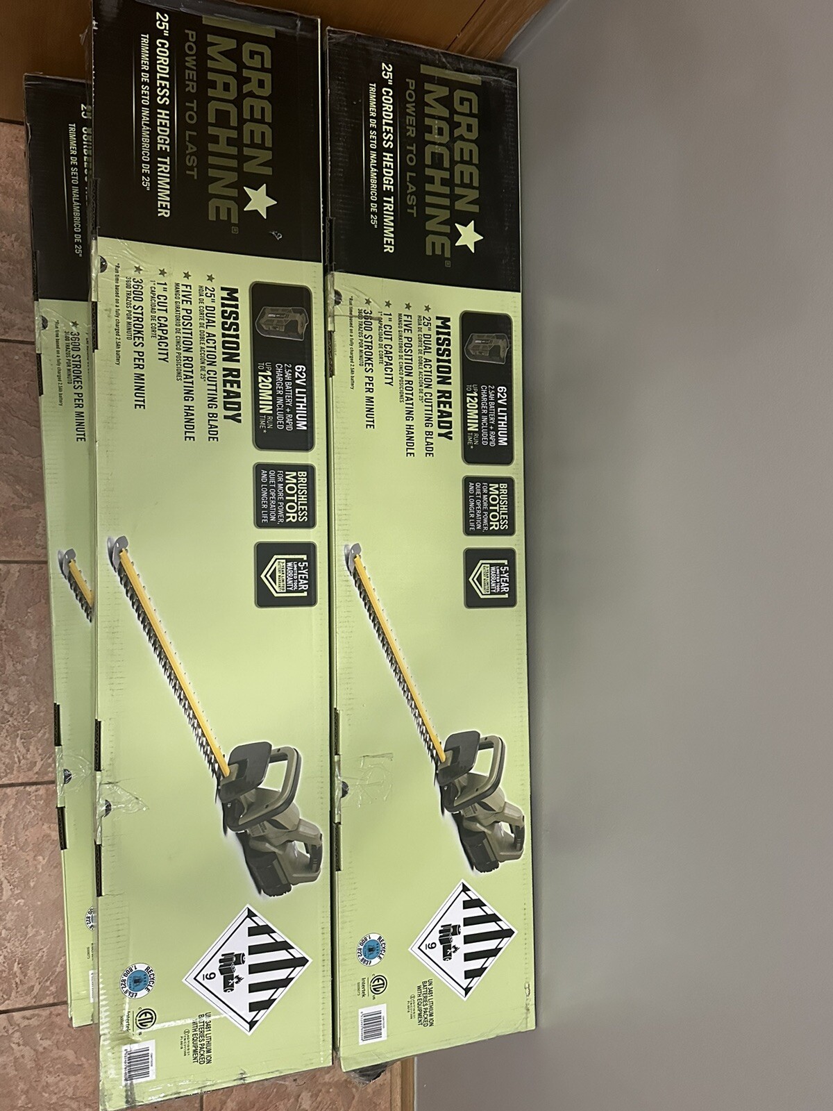 Green Machine GMHT6200 62V 2.5Ah Cordless Hedge Trimmer - Green for ...