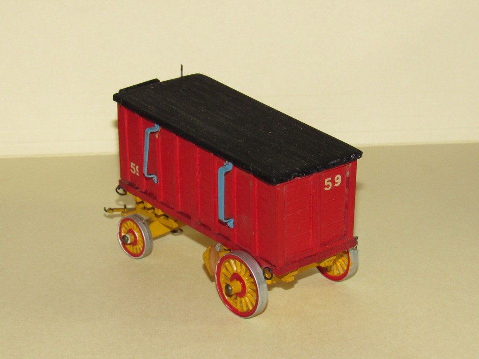 O ga. CIRCUS / CARNIVAL BAGGAGE WAGON w/ RACKS for Model Train Layouts ...