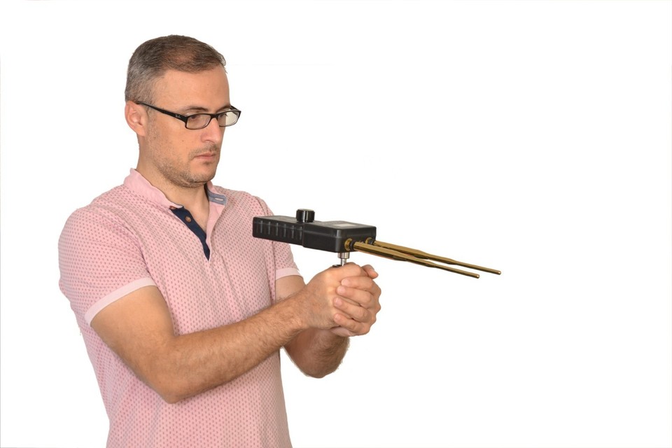 GTR-8 ULTRA Gold Locator VL Long Range Dowsing Metal Detector ...